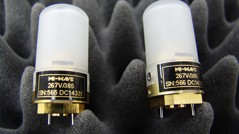 OmniDirectional Antennas for Millimeter Wave Applications