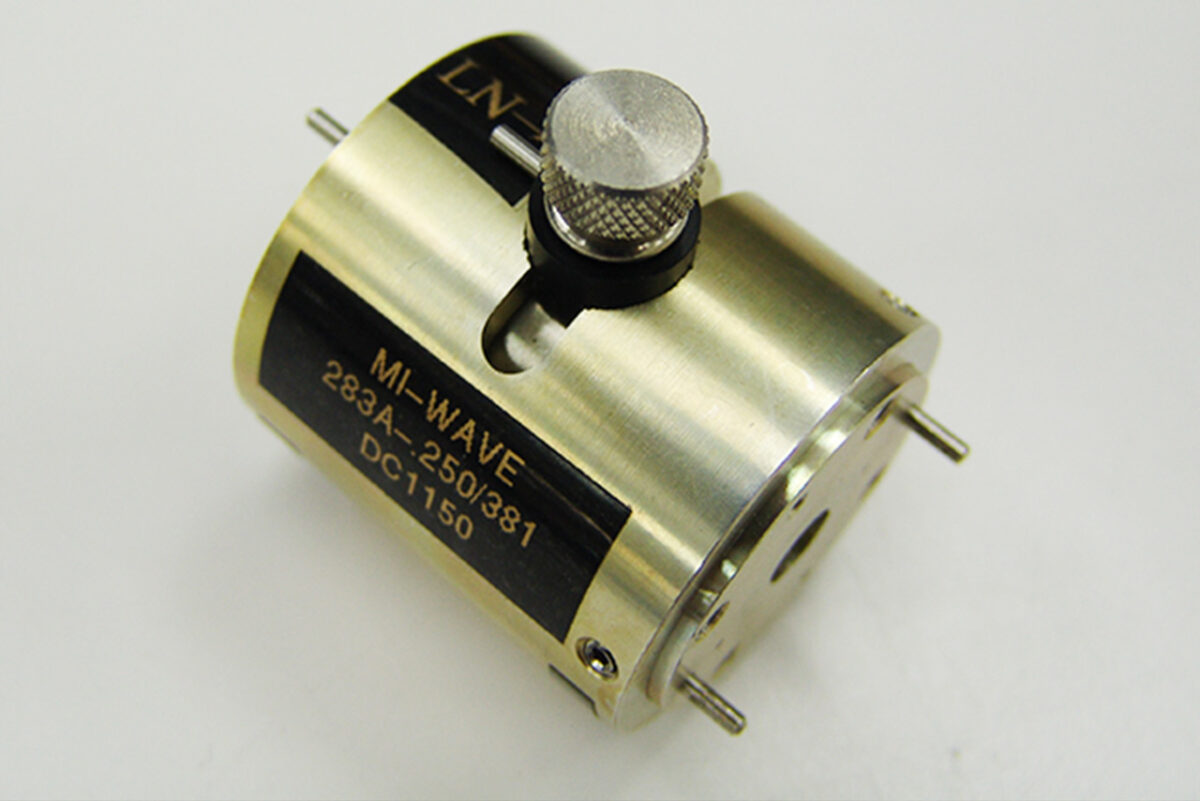 LINEAR to CIRCULAR ADJUSTABLE POLARIZERS